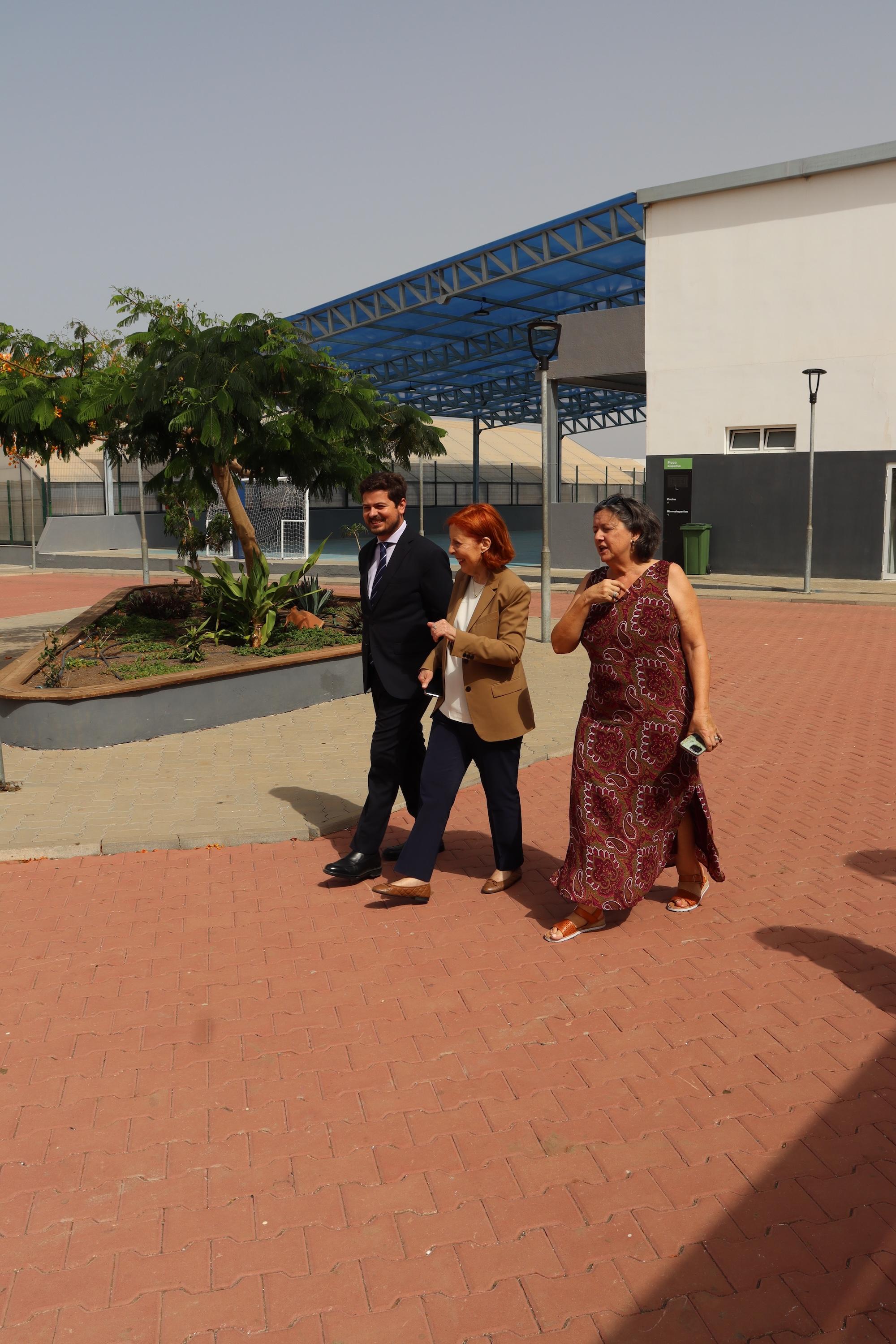 Visita da Ministra do Ambiente e Energia de Portugal à EPCV-CELP ...